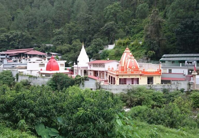 The Untold Story of Neem Karoli Baba & Miracles of Kainchi Dham